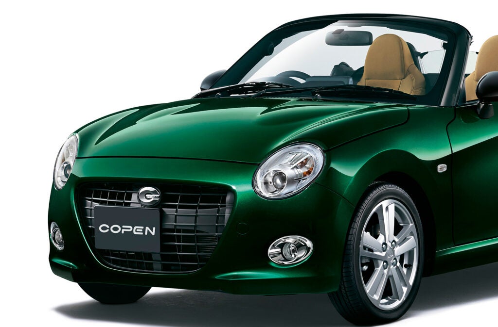 所要時間はわずか5分！「バッテリー交換式」は商用EVのスタンダードになるか？ 三菱、ヤマトなど4社で9月から実証実験スタートへ！ | KURU ...